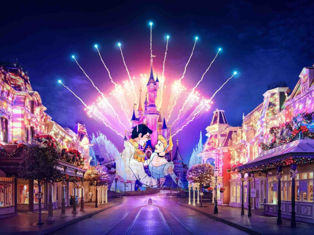 Spettacolo Disney Tales of Magic a Disneyland Paris